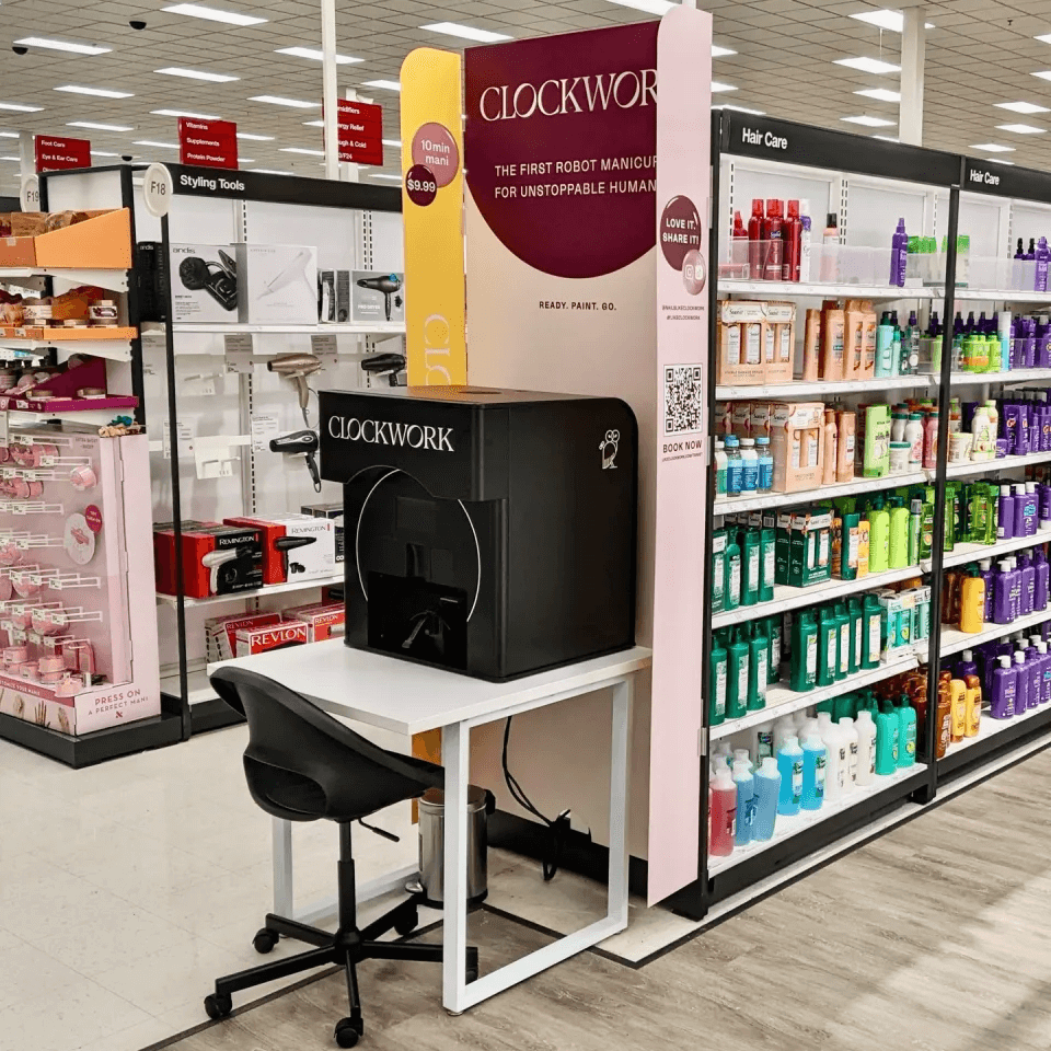 Robot manicure shakes up multibillion dollar nail industry - Robotplace